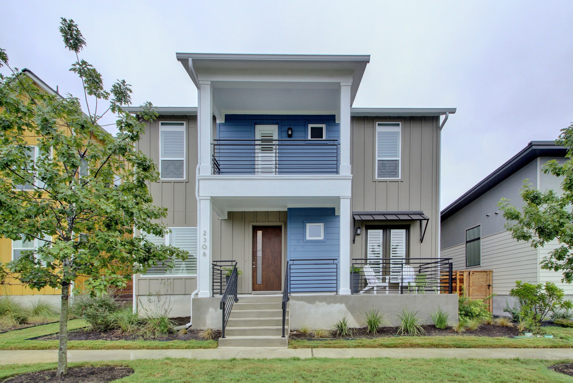 NEW, LUXURY HOME ON HIGHLY SOUGHT-AFTER BLOCK IN MUELLER - Mueller ...