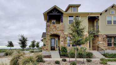 Stunning, like-new Row Home - Mueller Silent Market - Austin Homes