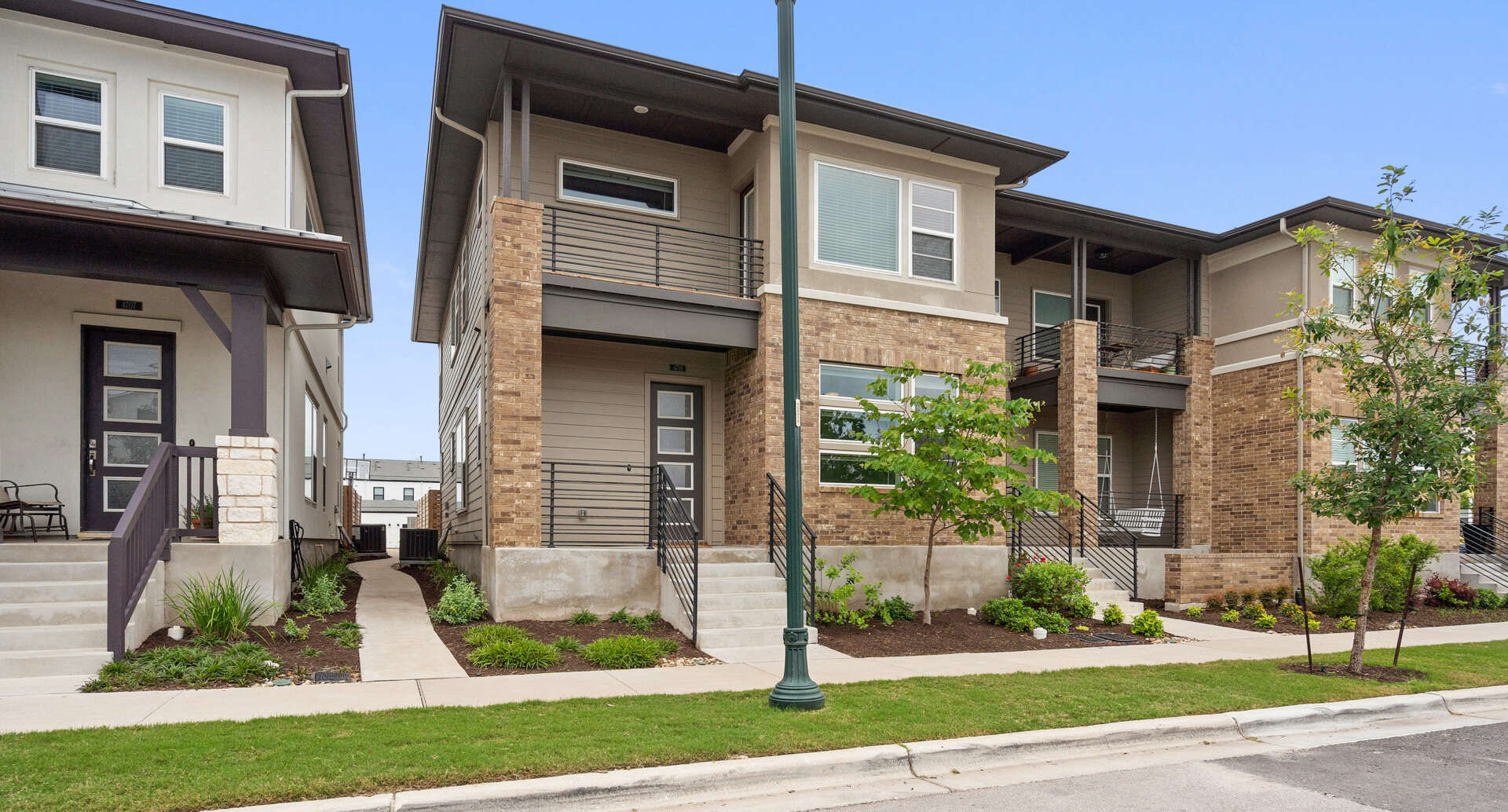 4705 Vaughan - Mueller Silent Market - Austin Homes