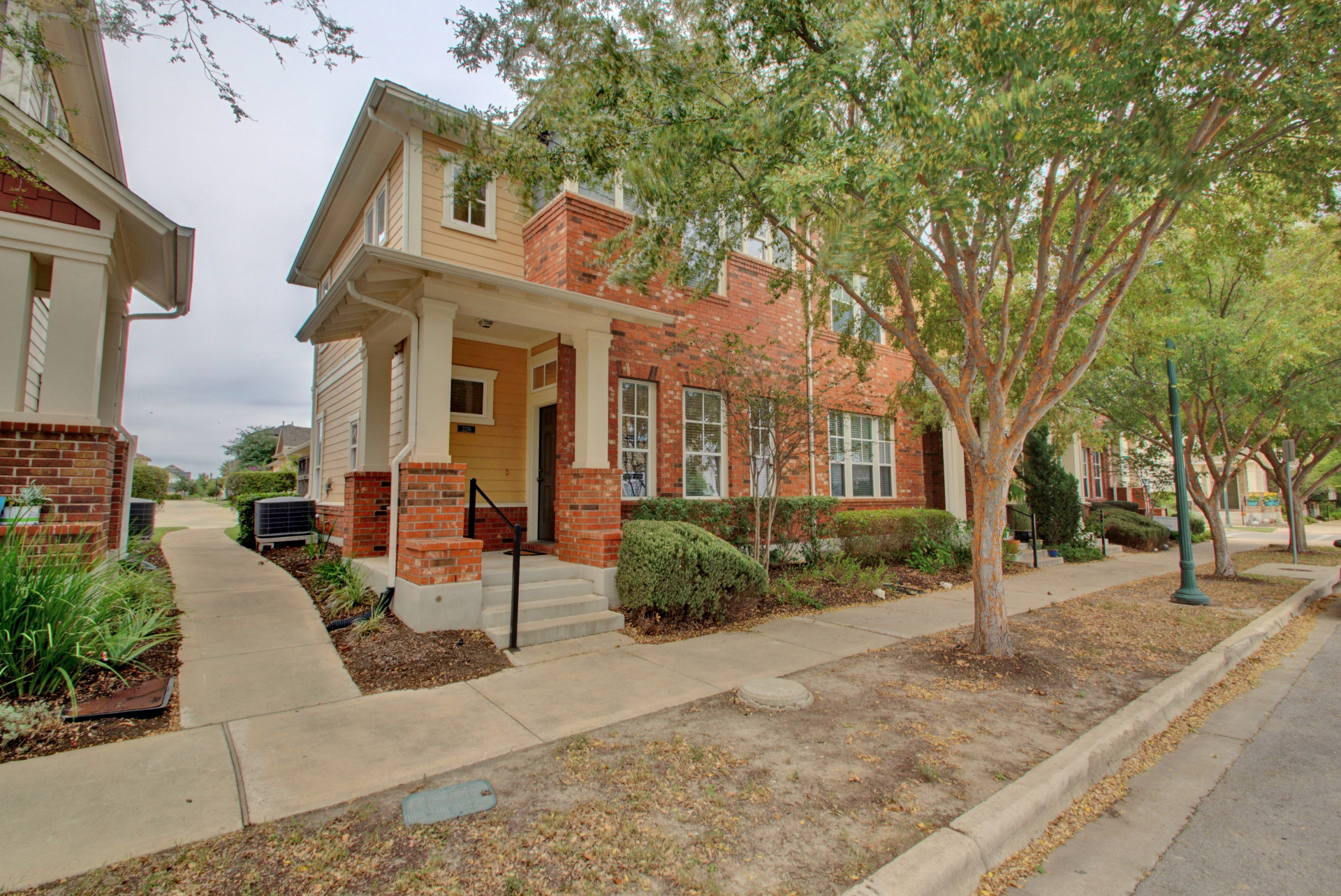 3-star Green Mueller Row Home At An Enticing Price Point - Mueller ...
